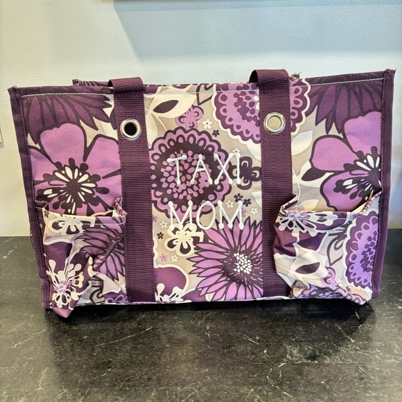 thirty-one | Bags | Thirty One Medium Size Bag Taxi Mom Embroidered On ...